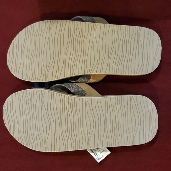 Wave Zone | Shoes | Mens Wave Zone Light Brown Tan Flip Flops Sandals ...